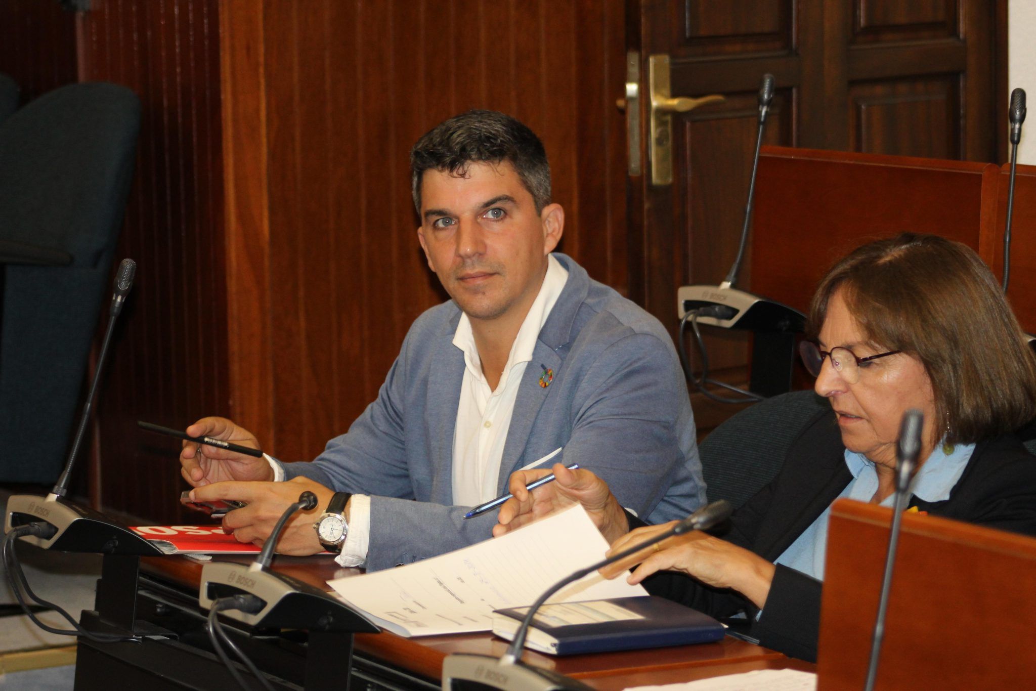 Daniel Fernández exige frenar el convenio que desvía 256 millones a la ...